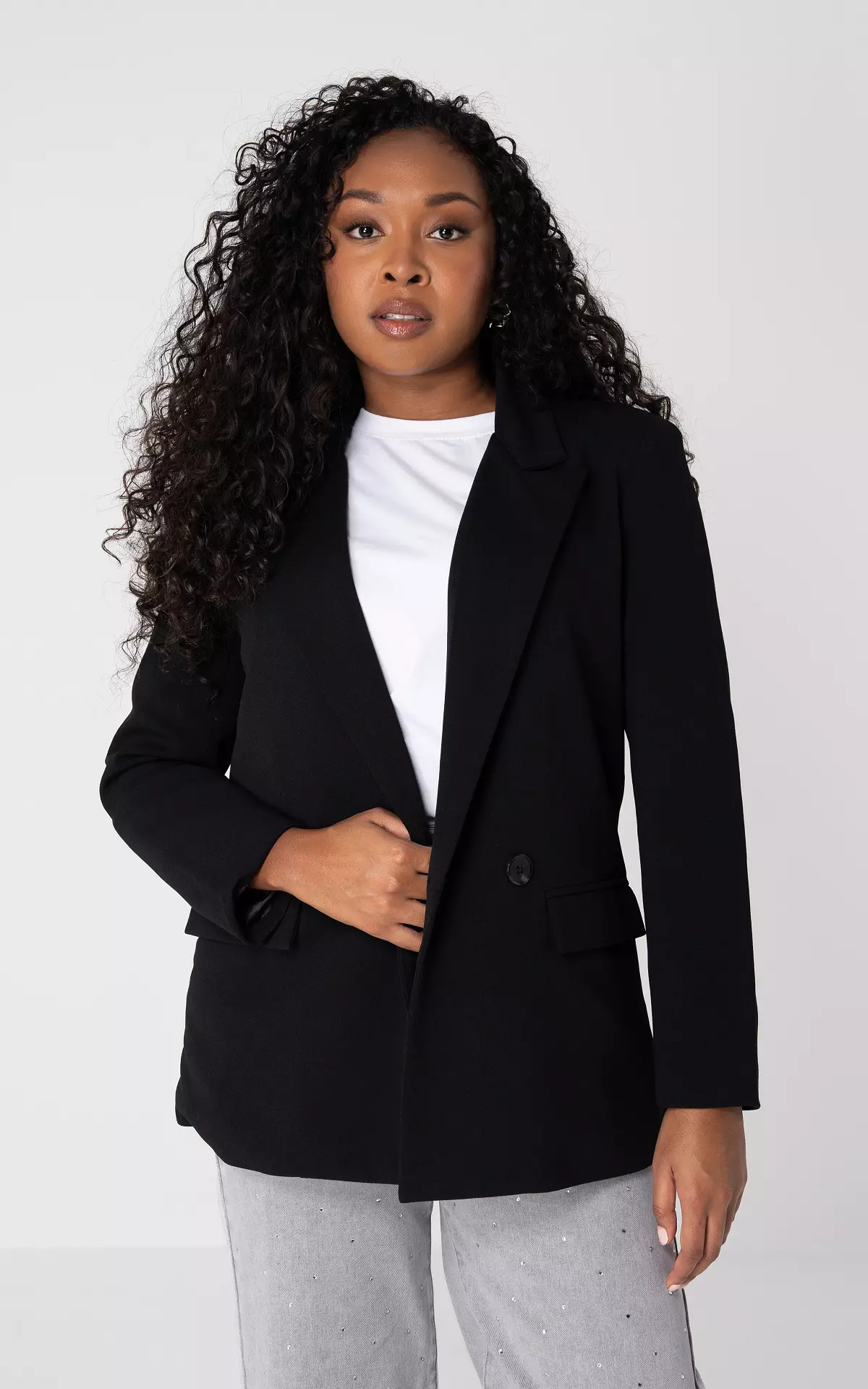 Basic blazer with shoulder pads - Black | Guts & Gusto