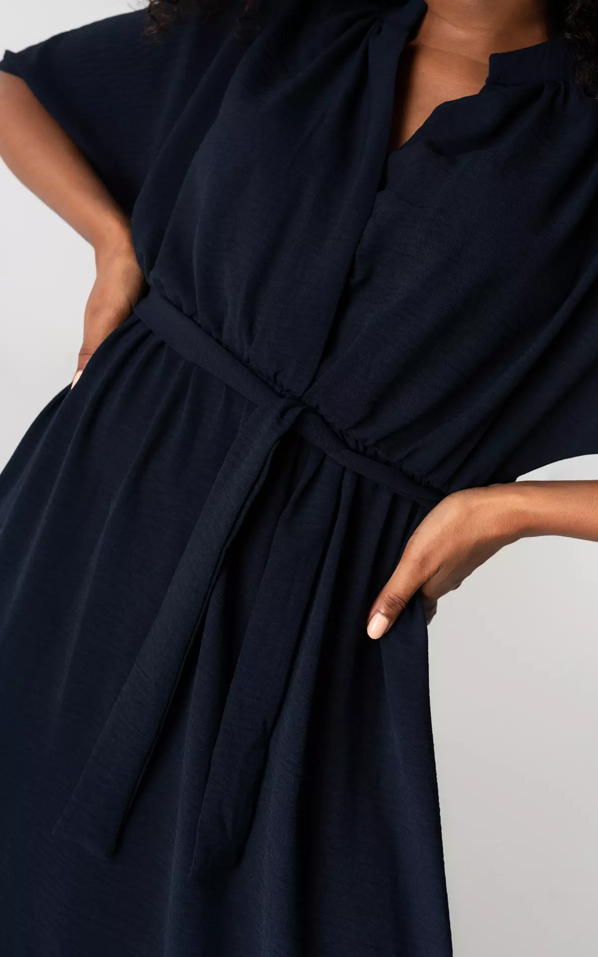 Maxi jurk met korte mouwen - Donkerblauw | Guts & Gusto